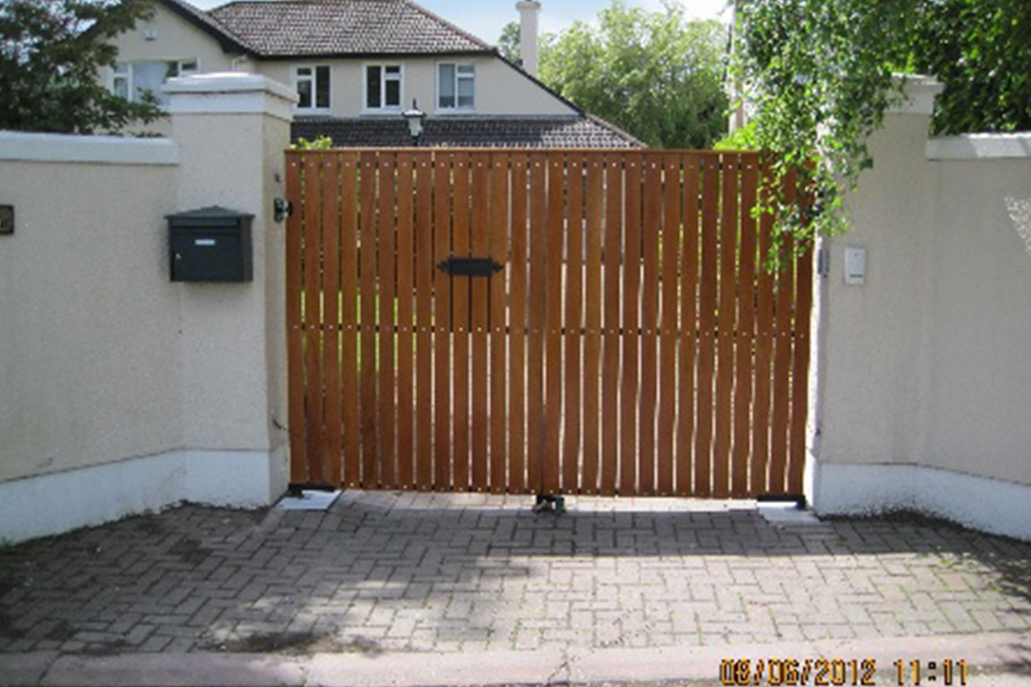 Automated Timber Gates - Deady Security Systems Cork